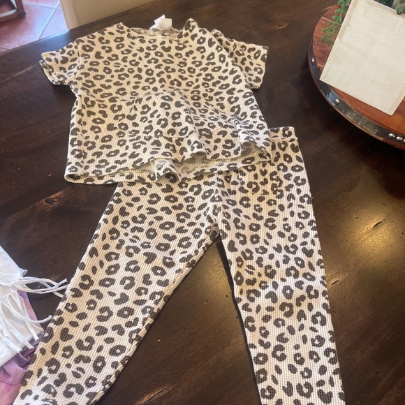 Matching Sets | The Cutest Zara Matching Set | Poshmark